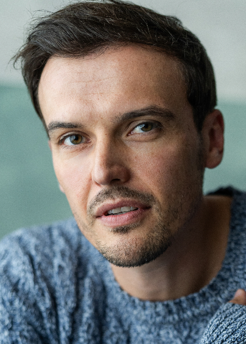 Tom Andrew Hargreaves - AHA